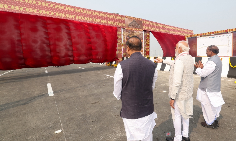 PM inaugurates Kumar Bhaskar Varma Setu in Guwahati, Assam | Prime ...